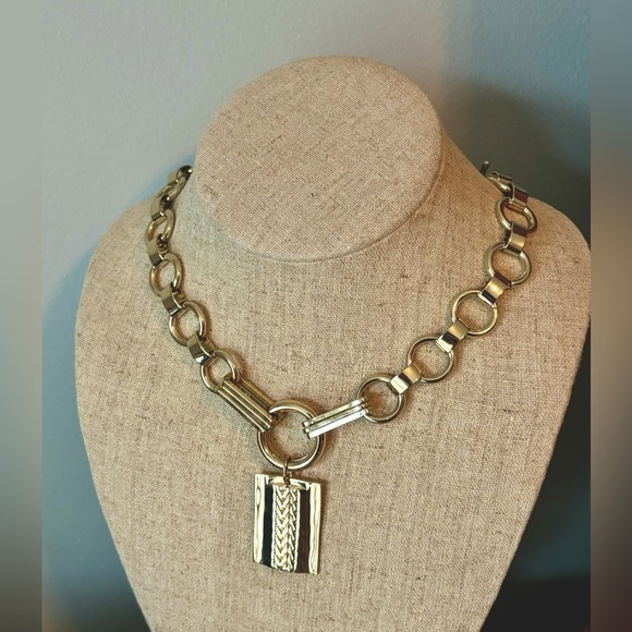 DANNIJO | Jewelry | Dannijo Elisa Gold Tone Link Necklace Big Bold ...